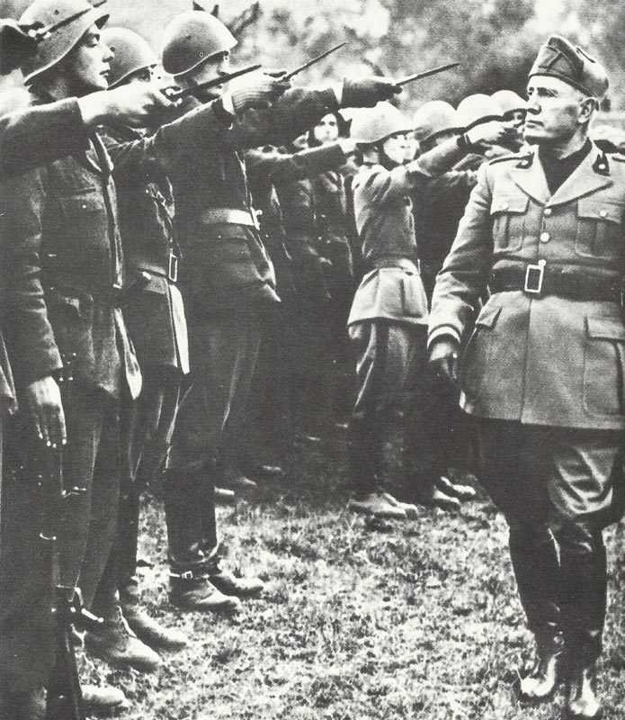 Benito Mussolini - Weltkrieg2