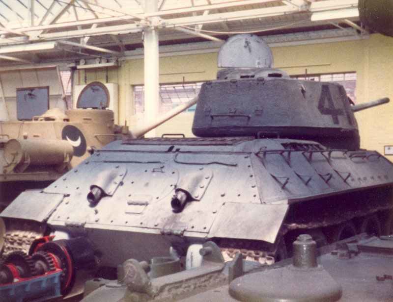 T-34 Modell 1944 und T-44 - Weltkrieg2.de